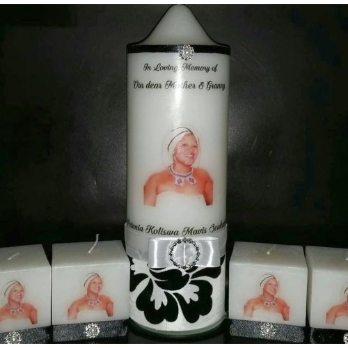 Personalised memorial candle set